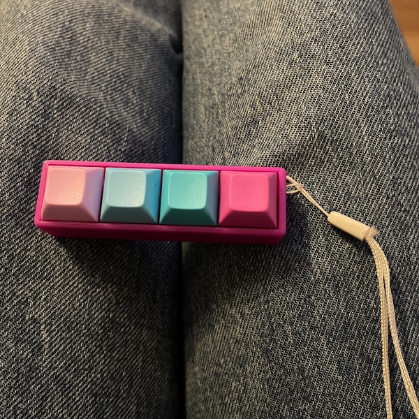 Keyboard Fidget Toy Keychain for Adults Cupcake Lover Gift Idea ...