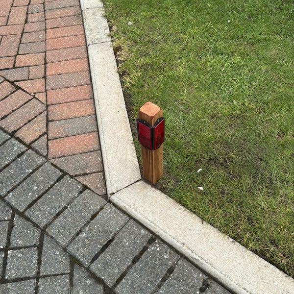 Reflective Site Peg/verge Post, 14", 18", 24" or 36" Push in Ground - Etsy UK