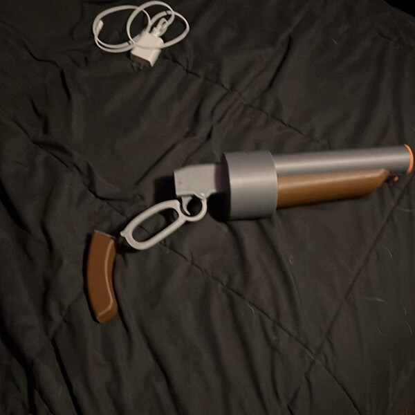 Team Fortress 2 Pyro Figurine | 3D Printed Low Poly TF2 Pyro Desktop ...