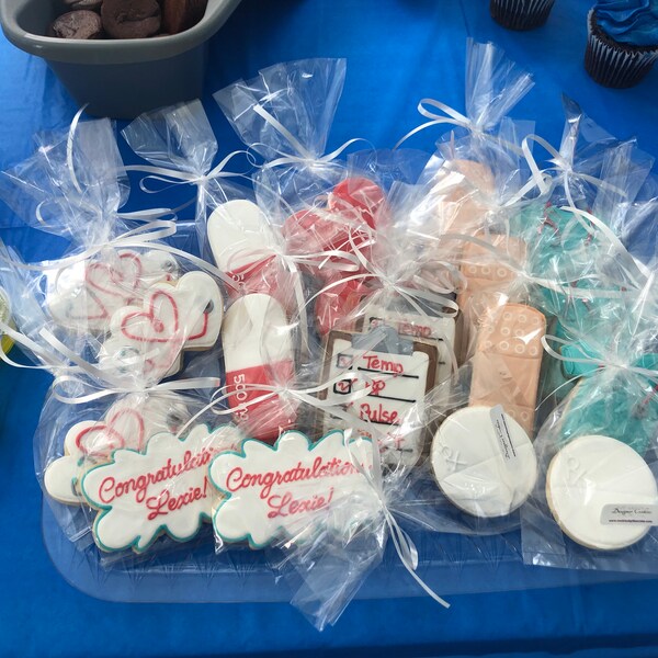 Nurse Graduation Gift, RN Cookies, Medical Cookies, Nurse Retirement ...