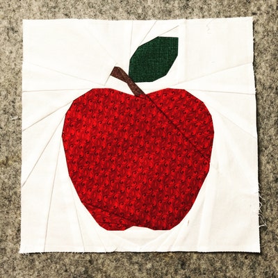 Apple a Day, Foundation Paper Piecing Pattern FPP, Quilt Block, PDF Pattern, 4 Sizes - Etsy