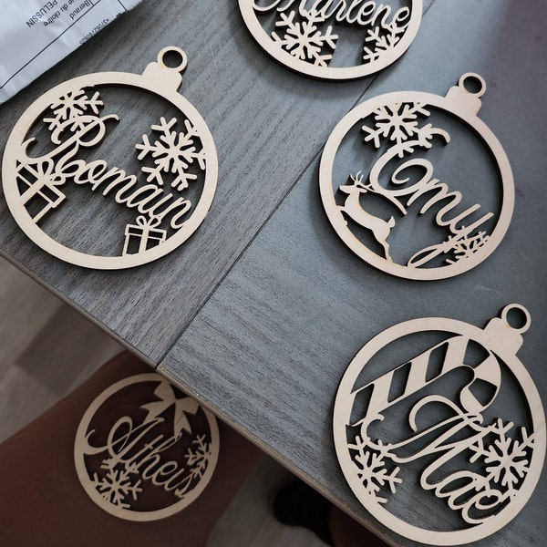 Custom Christmas Baubles Personalized CHRISTMAS Pendants in Wood ...