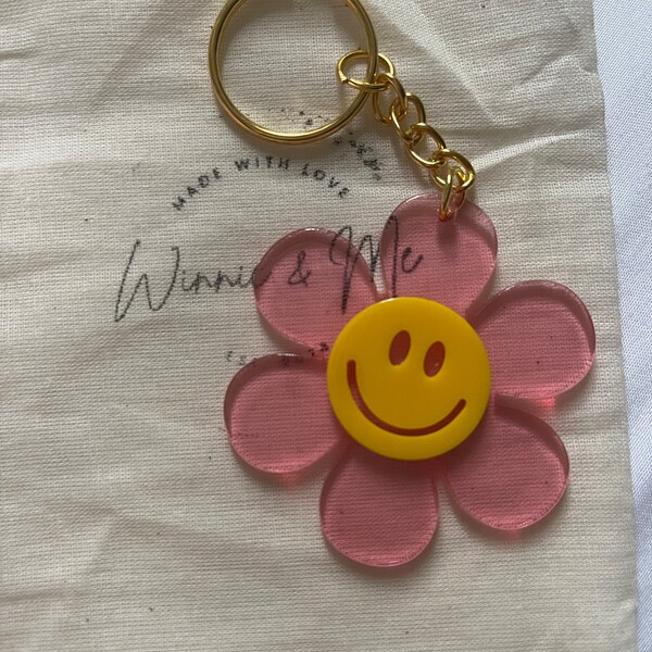 Custom Butterfly Keychain for Teen Girls. Preppy Girl Butterfly Keyring ...