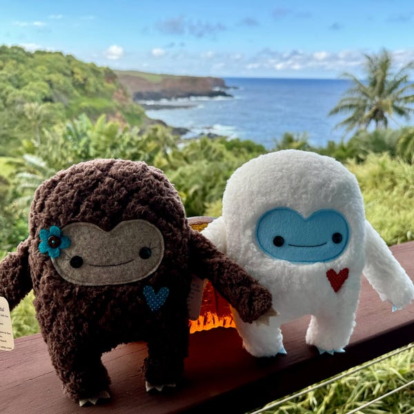 Yeti Plush Toy, Abominable Snowman Monster Stuffed Toy, Plush Kawaii ...