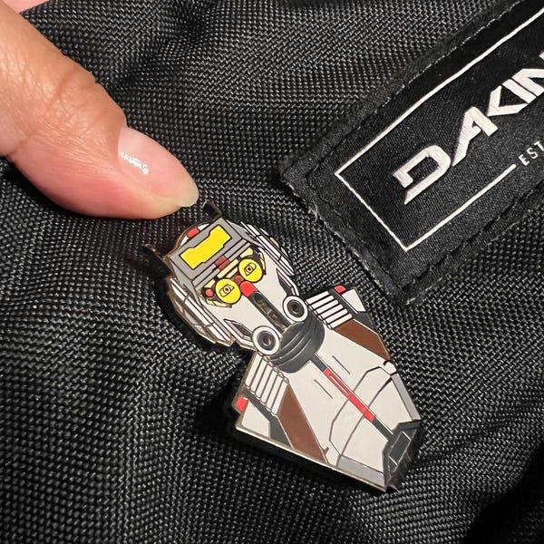 Tech Bad Batch Bust Enamel Pin - Sci Fi Pin - Fantasy Pin - Movie Pin ...