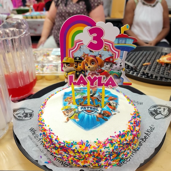 Personalized Character Cake Topper - Etsy