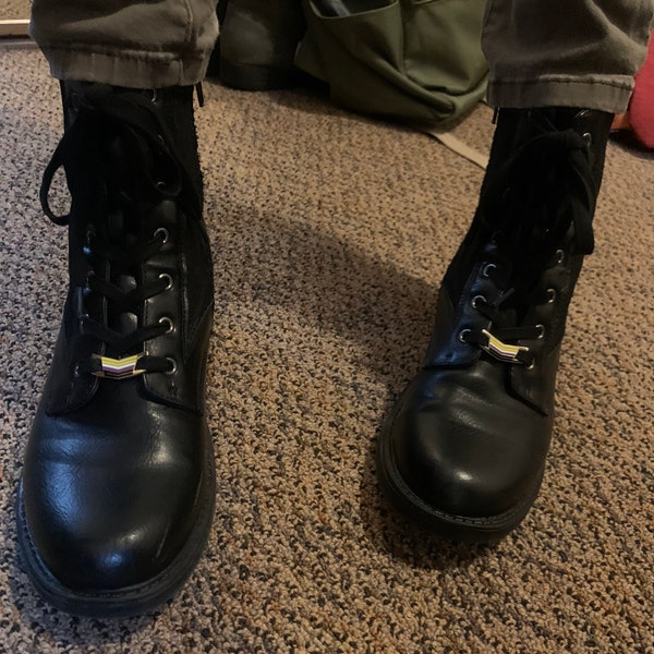 Non-binary Lace Locks — Subtle Pride Shoelace Shoe Charm Agender ...