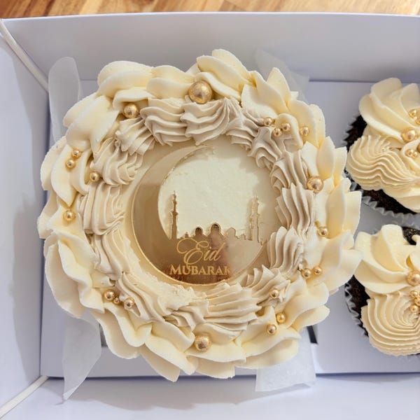 Hijabi Line Art Cake Charm Range of Size & Colour Options - Etsy