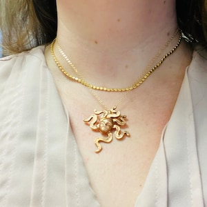 BUTTON NECKLACE SILVER Sewing Jewelry Gift for Seamstress - Etsy