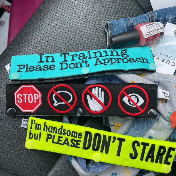 1 in Training Please Don't Approach, Leash Sleeve, Snap-on, 2 Lines on ...