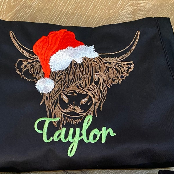 Christmas Highland Cow Machine Embroidery Design, Winter Bohemian Santa ...
