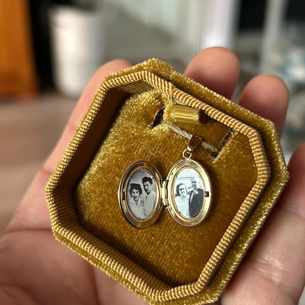 Text Engraving for Lockets (add-on), Personalized Message, Date, Love ...