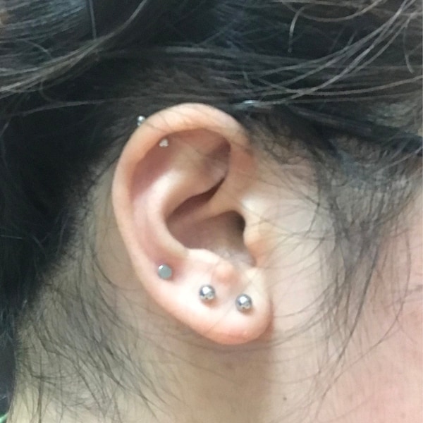 18g Tragus Ring, 18g, 2mm 3mm 4mm Balls, Labret Studs, 6mm Small Flat ...