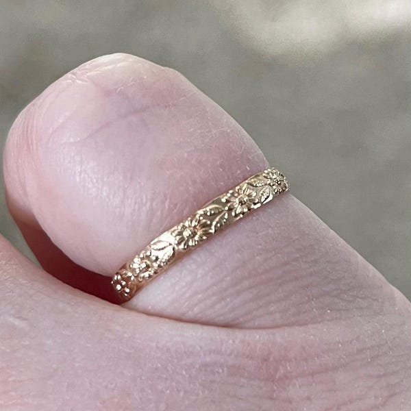 600-25 14K Yellow SOLID Gold Ring, Pattern Ring, Width--2.5mm - Etsy