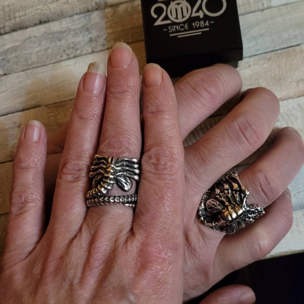 MR. Giger Inspired , Alien Facehugger Ring, Facehugger, Chestburster ...