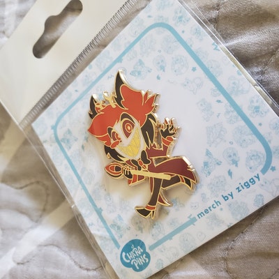 Cute Jollibee Fan Pin / Fast Food Mascot Design / Hard Enamel ...