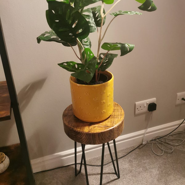 Handcrafted Rustic Wooden Plant Stand | Reclaimed Scaffold Boards ...