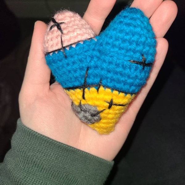 Creepy Heart Crochet Pattern: Amigurumi Valentine Keychain (PDF File ...