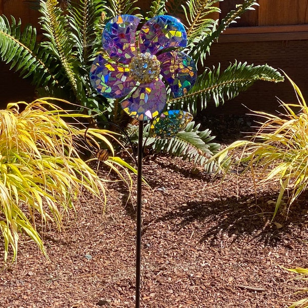 Pinwheel.. Flower Pinwheel .. Blingthingzbylori .. Suncatcher .. Flower ...