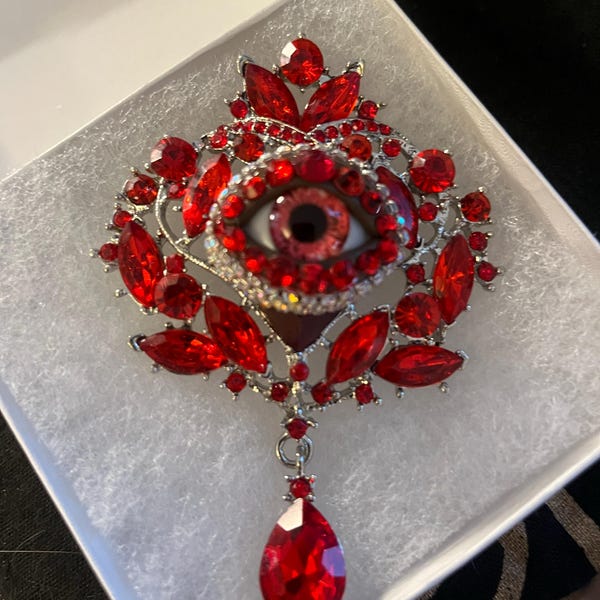 Vampire Queen! Blood Red Vintage Ornate Style Eyeball Art Brooch With a ...