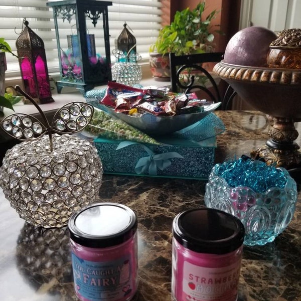 Gojo Candle | Anime Candle | Amber and Cologne 9 Oz Vegan Candle - Etsy