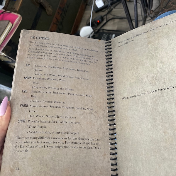 Workbook of Shadows: Wicca for Beginners - Etsy