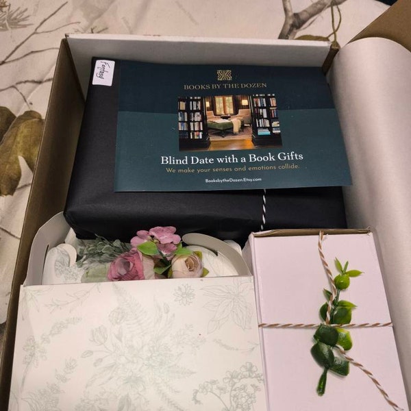 Blind Date With a Book, Surprise Book Box, Exciting Book Bundles ...