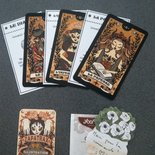 Paw of Light Tarot Deck - Etsy