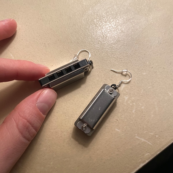 Fidget Slug Earrings - Etsy