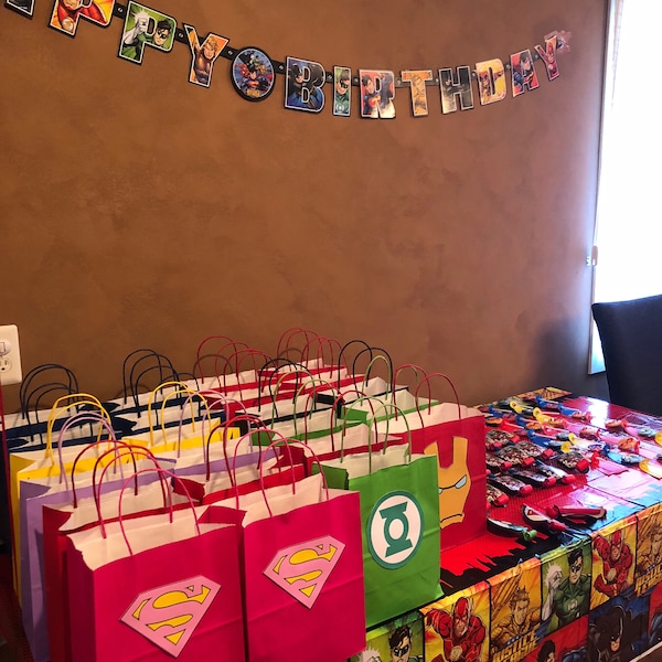 12 Superhero Goodie Bags - Etsy