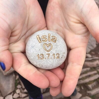 Custom Name Stone Engraved Stone Personalised Pebble Engraved Name Rock ...