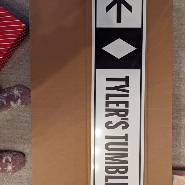 Diamond Ski Run Sign, Personalized Ski Arrow Mountain Lodge Sign ...