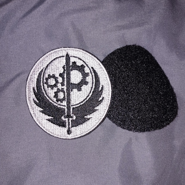 Legend of Zelda Glow in the Dark Embroidered Patch Sheikah Eye Symbol ...