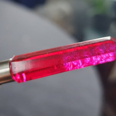 Star Wars Lightsaber Kyber Crystal 100 % Handcrafted Glowing Replica ...