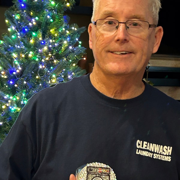 Custom/personalized Bedazzled Bottles. Bed Parties/ Dorm Decor ONE LOGO ...