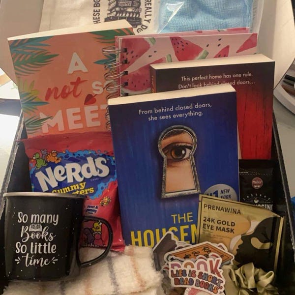 Mega Book Lovers Box - Etsy