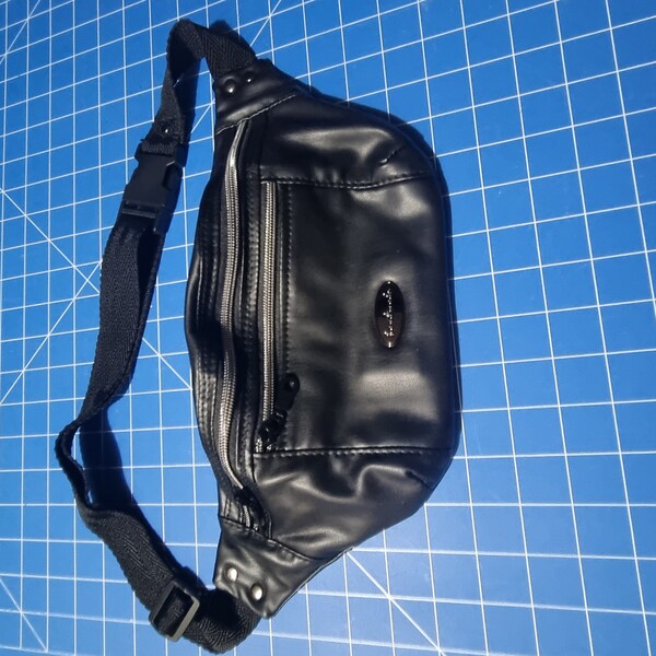 Hip Bag SEWING Pattern, VIDEO, 2 Sizes, Hipster Pouch, Fanny Pack ...