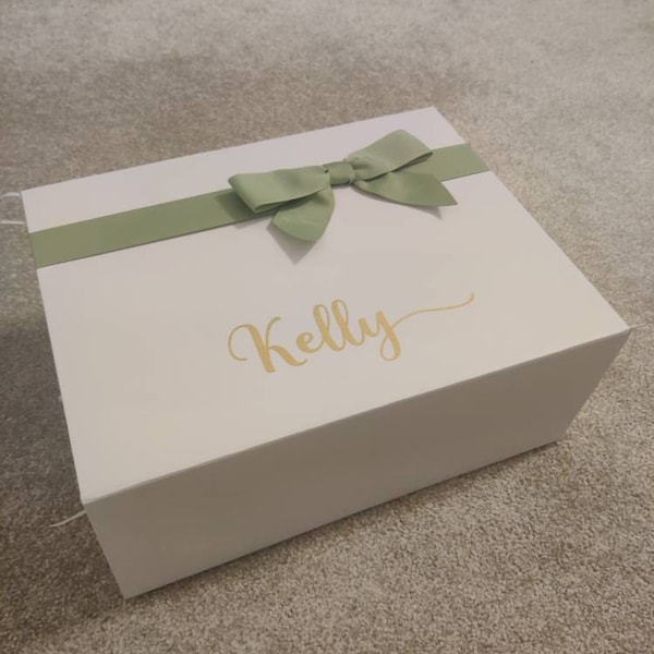 Large A4 Black Magnetic Gift Box - A4 Document Box - Luxury ...