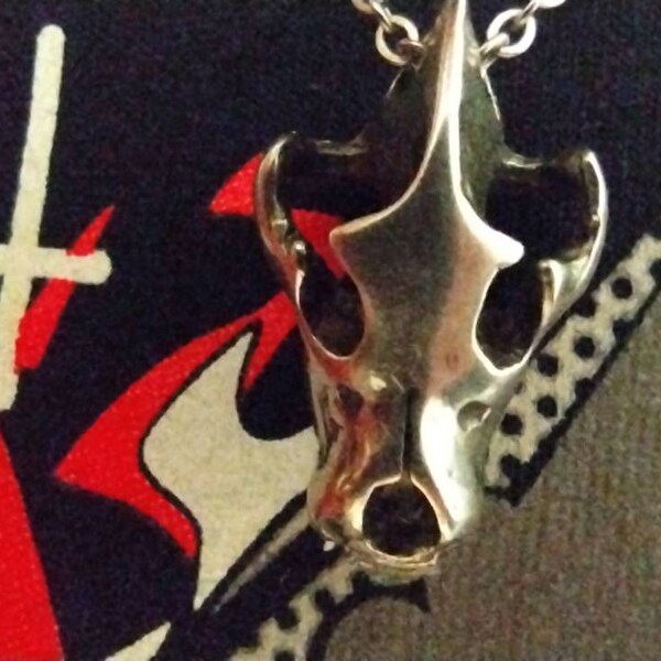 Hyena Skull Necklace, Carnivore Animal Head Pendant Jewelry in Pewter ...