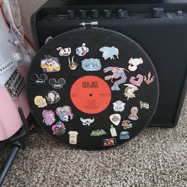 Shamrock Alphabet Four Leaf Clover TTF Font. St. Patrick's Day Font ...