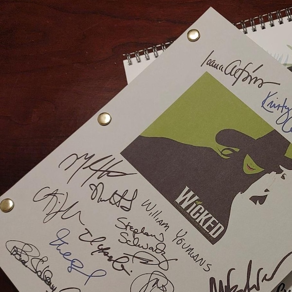 Whitney Houston Signed Photo 8x10 Rare New Picture Autograph Signature ...