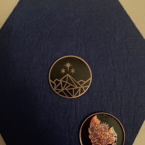 ACOTAR Night Court Black & Gold Enamel Pin, ACOTAR Enamel Pins, ACOTAR ...