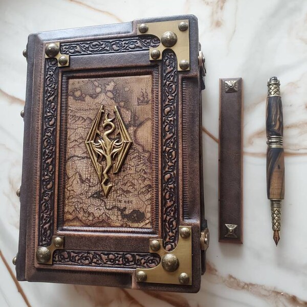 Skyrim Leather Journal - 8 X 10 Inches Large - 600 Blank Pages ...