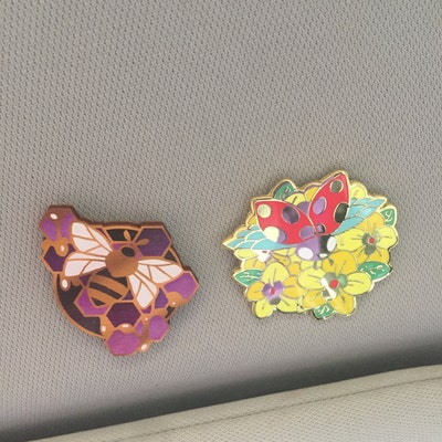 Botanical Bug Enamel Pin Honeybee - Etsy