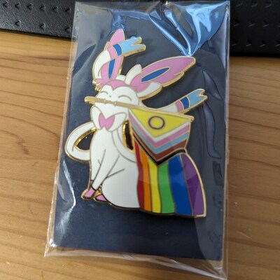 Pikachu Enamel Pin - Etsy