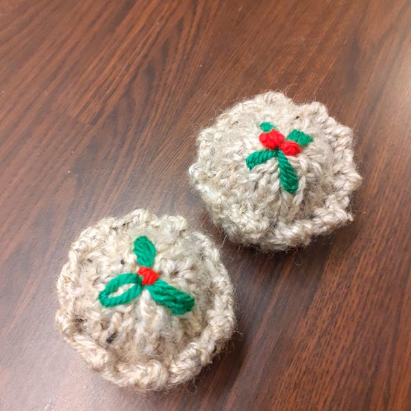 A Pdf Knitting Pattern for a Mince Pie to Cover a Ferrero Rocher ...
