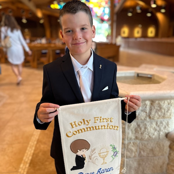 Holy Communion Banner, Personalized First Communion Sign, Embroidered ...