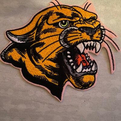 Roaring Cougar Machine Embroidery Design, 4x4 & 5x7 Hoop, Cougar Head ...