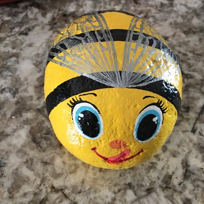 Bumblebee Painted Rocks. - Etsy