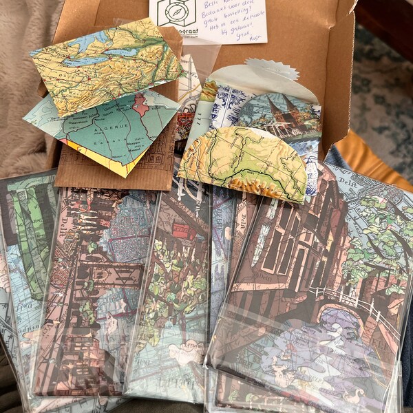 Personalized World Map Key Chain - Etsy